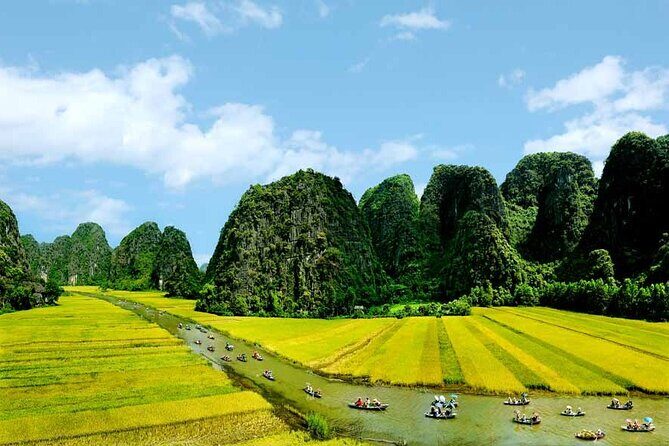 Ninh Binh Day Trip from Hanoi to Hoa Lu Tam Coc Boat and Bike - Detailed Analysis of the Tour Experience
