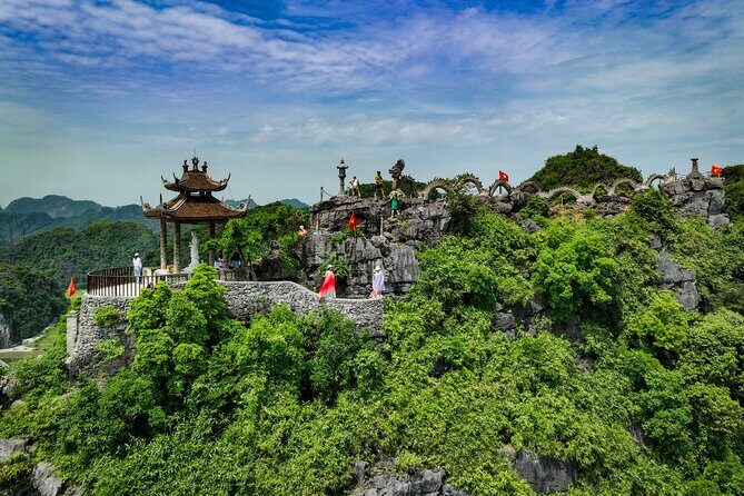 Ninh Binh: Discover the Wonders of Bai Dinh, Mua Caves & Trang An - Analyzing the Experience: What Makes This Tour Stand Out