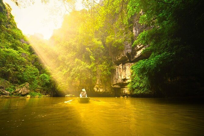 Ninh Binh Full-Day to Hoa Lu Tam Coc & Mua Cave Via Boat & Bike - An In-Depth Look at the Ninh Binh Full-Day Tour