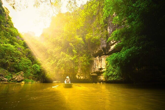 Ninh Binh Full Day Tour to Hoa Lu Tam Coc Mua Cave Buffet Lunch - Considerations for Potential Participants