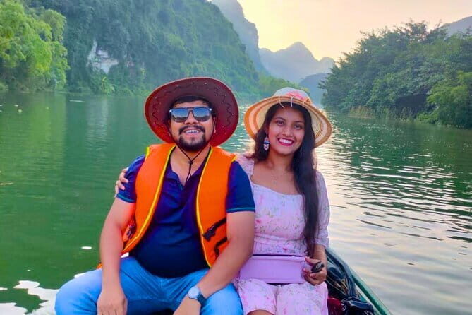 Ninh Binh Full Day Tour with Hoa Lu, Tam Coc and Mua Cave - First Impressions and Practical Details