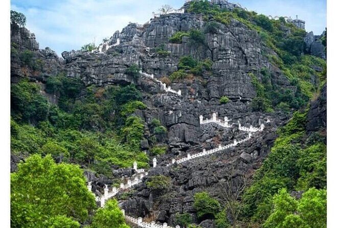 Ninh Binh full day - Trang An boat trip - Dragon Mountain - An In-Depth Look at the Ninh Binh Tour Experience
