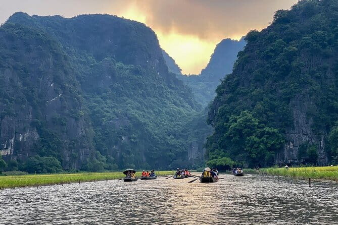 Ninh Binh Fullday Trip: Hoa Lu, Tam Coc with Buffet Lunch, Biking - Key Points