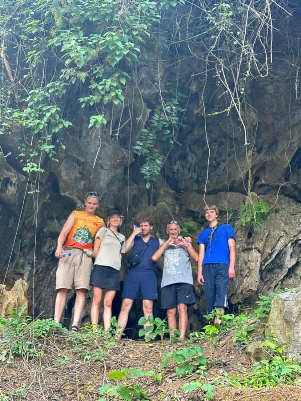 Ninh Binh: Half-Day Buffalo Cave, Dundj Valley & Farm Lunch - FAQ