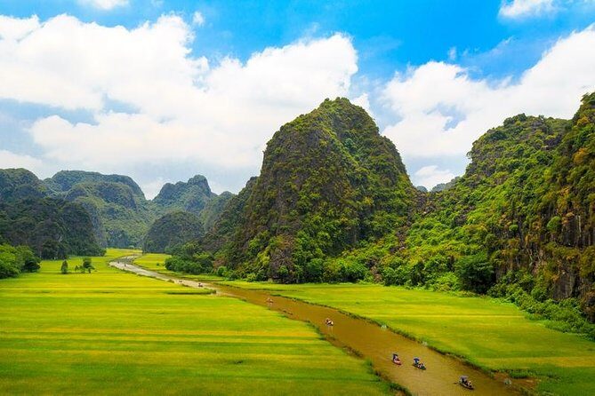 Ninh Binh Highlights Hoa Lu/Bai Dinh-Trang An/ Tam Coc- Mua Cave - Who Will Love This Tour?