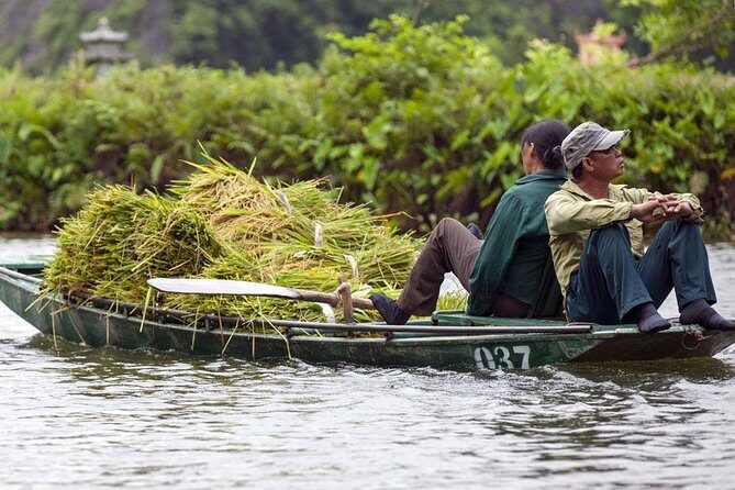 Ninh Binh - Hoa Lu - Mua Cave - Tam Coc 1 Day Tour - Lunch and the Tam Coc Boat Ride: Land and Water Perspectives