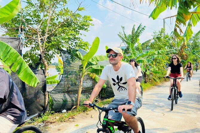 Ninh Binh, Hoa Lu Tam Coc Full Day Luxury Tour with English Guide - Key Points