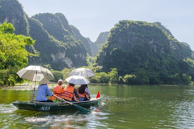 Ninh Binh Hoa Lu Trang An 1 Day Tour from Hanoi by Limousine - A Detailed Look at the Experience
