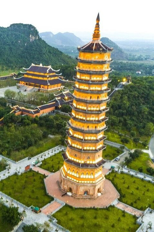 Ninh Binh : Hoa Lu, Trang An, and Mua Cave Day Tour - Hoa Lu: Discover Vietnam’s Ancient Capital