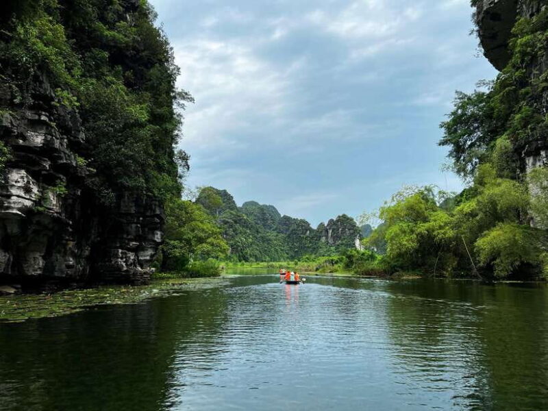 Ninh Binh: Hoa Lu, Trang An & Mua Cave Day Tour from Ha Noi - Key Points