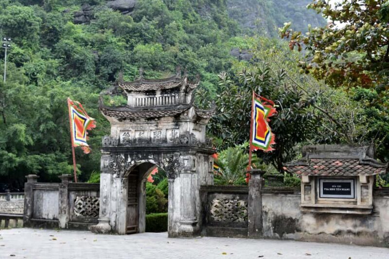 Ninh Binh: Hoa Lu - Trang An - Mua Cave Small Group - FAQ