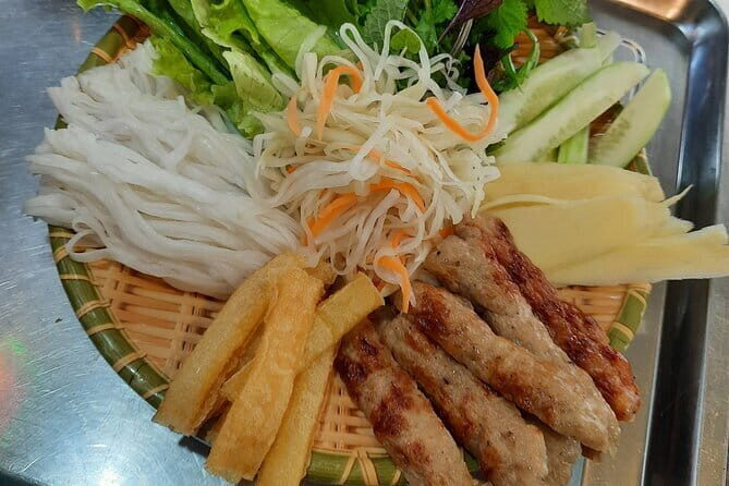 Ninh Binh: Hoa Lu, Trang An/Tam Coc and Mua Caves Hiking Day Trip - Who Should Book This Tour?