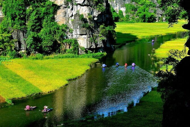 Ninh Binh: Hoa Lu, Trang An/Tam Coc and Mua Caves Hiking Day Trip - FAQs