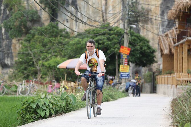 Ninh Binh luxury Day trip to Mua Cave, Tam Coc, Bich Dong, Boat & Bike - Starting the Day: Convenient Pickup and Transportation