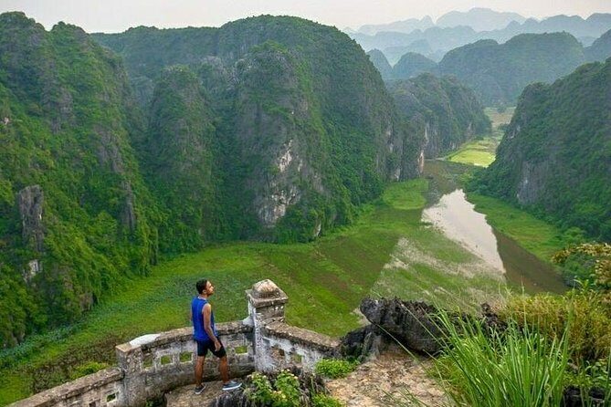 Ninh Binh One Day Tour To Visit Hoa Lu, Tam Coc, Mua Cave - Tam Coc: A Boat Ride Through the Rice Fields