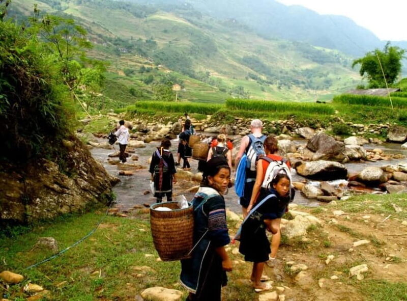 Ninh Binh: Sapa 3-Day Trekking Tour with Homestay - Night in a Homestay in Ta Van Village