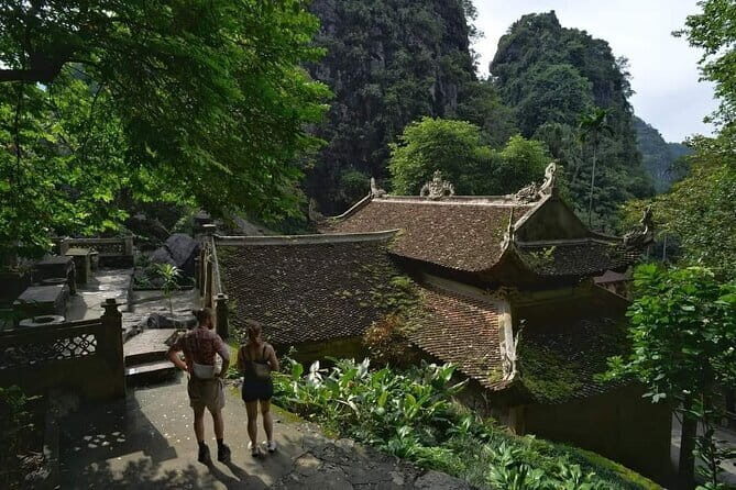 Ninh Binh Small Group Tour: Hoa Lu, Mua Cave, Tam Coc, Bich Dong - What Makes This Tour Stand Out
