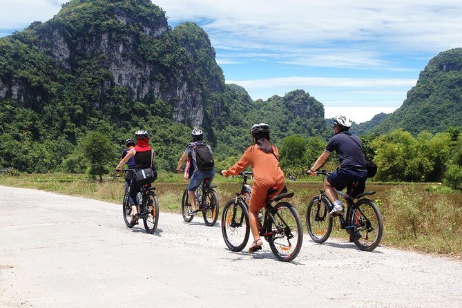 Ninh Binh Small Group Tour-Tam Coc, Mua Cave, Bich Dong, Biking - Exploring Ninh Binh: A Day in Pictures