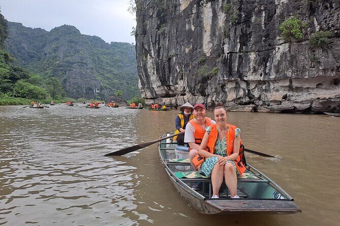 Ninh Binh Small Group Tour-Tam Coc, Mua Cave, Bich Dong, Biking - FAQs