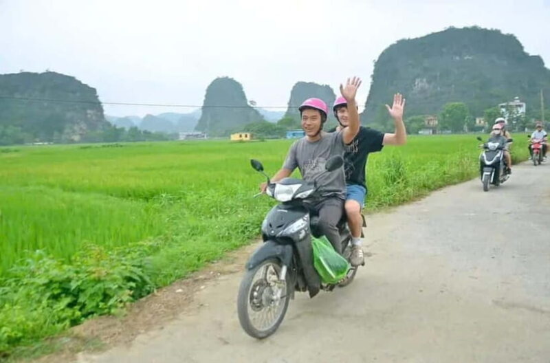 Ninh Binh Sunset Motorbike: Mua Cave, Coi Khe & Hoa Lu Town - Coi Khe Village: An Authentic Rural Encounter
