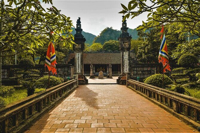 Ninh Binh: The best of Hoa Lu, Hang Mua Hiking, Tam Coc Boat Tour - Discovering the Best of Ninh Binh: A Detailed Breakdown