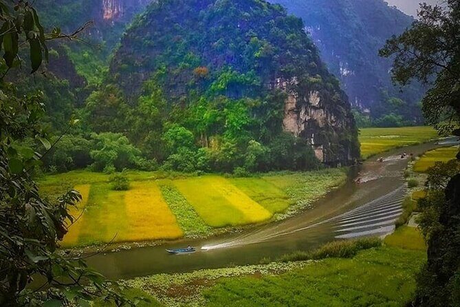 Ninh Binh Tour Hoa Lu Tam Coc Full Day: Biking,Boating,Tickets,Lunch, Limousine - Analyzing the Value