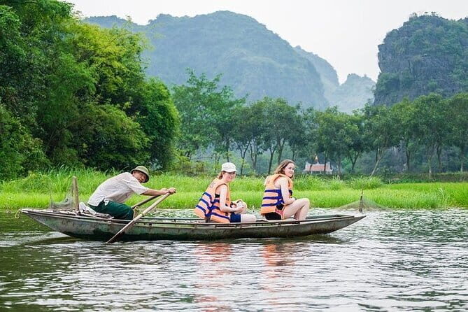 Ninh Binh Tour: Tam Coc Hoa Lu, Boat, Biking and Buffet Lunch - What to Expect from the Itinerary