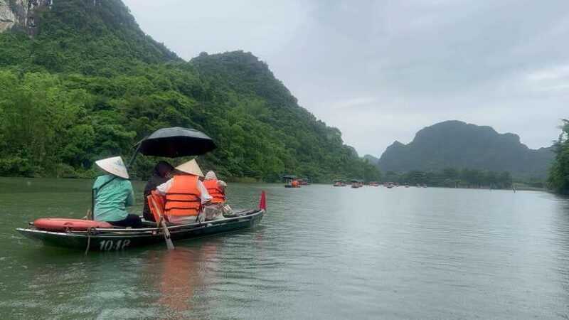 Ninh Binh Trang An Boat Ride, Bai Dinh Pagoda, Mua Cave Tour - Exploring Ninh Binh: What to Expect