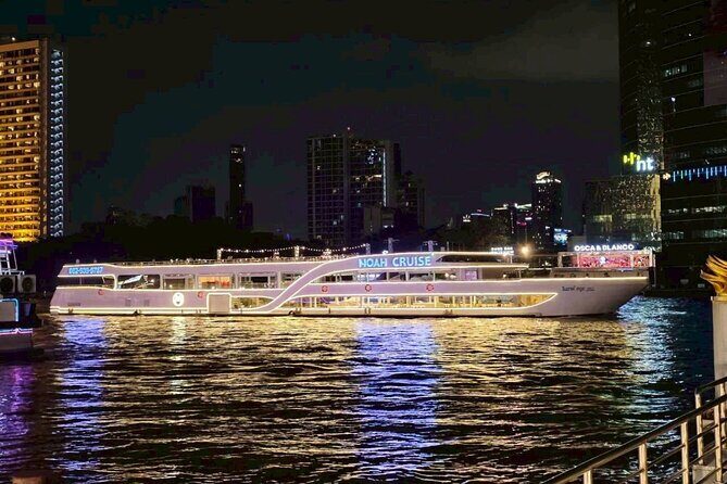 Noah Chao Phraya Buffet Dinner Bangkok Cruise from Iconsiam - Key Points