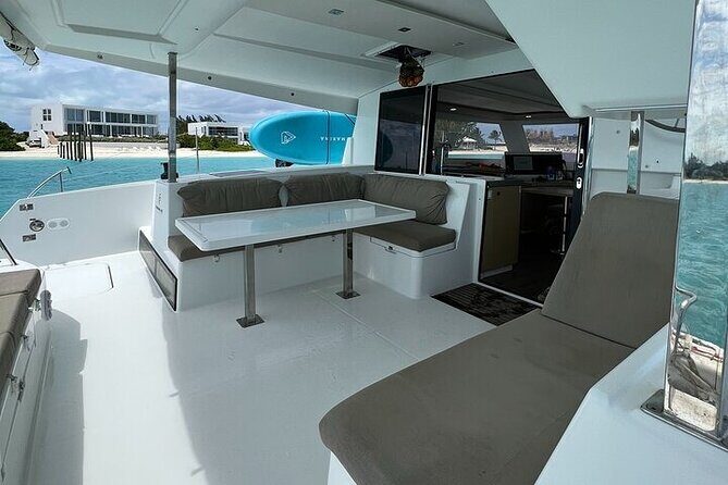 Noah's Ark Beach Club Tour Catamaran 44 Big Ben - FAQs