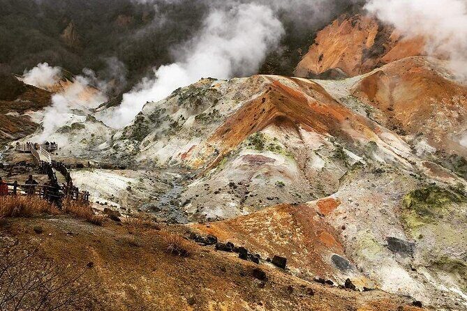 Noboribetsu and Toyako Wonders Hot Springs Farms and Scenic Spots - Why Consider This Tour?