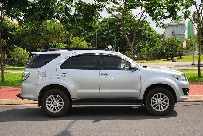 Noi Bai Airport Pick-up (Private Airport ride to Hotels in Hanoi) - Key Points