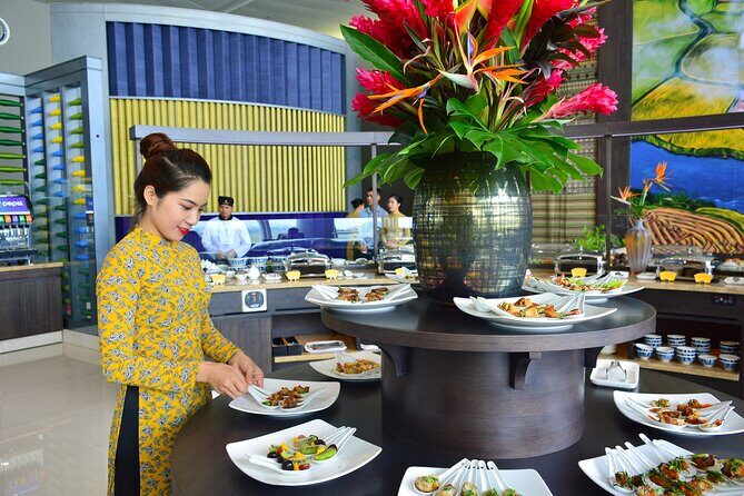 Noi Bai International Airport Business Lounge - Key Points