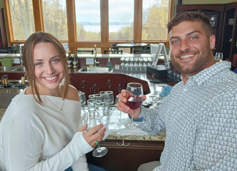 NON BUS BRYS Estates FROSE' Traverse Old Mission Wine Tour - Value and Price