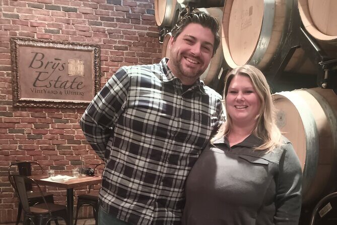 NON BUS Traverse City Old Mission Peninsula Private Wine Tour - The Sum Up: Who Should Consider This Tour?
