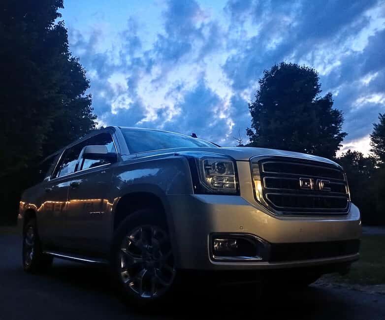 NON BUS Traverse City Wine Tour in a Luxury SUV - Discovering the Tour: An Upscale Spin on a Classic Winemaking Trip