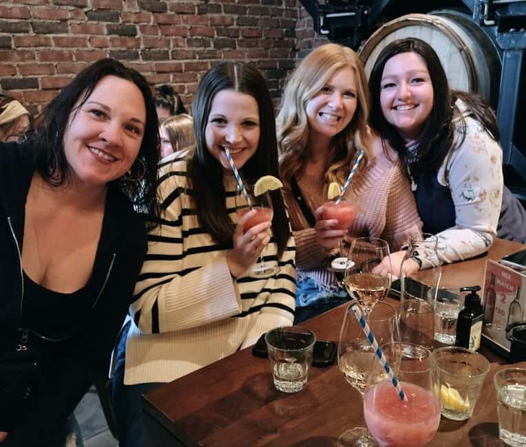 NON BUS VIP Cadillac Escalade Old Mission Traverse Wine Tour - Who Will Love This Experience?