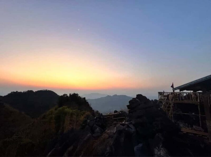 Nong khiaw: Trekking To Camping Above The Clouds - The Itinerary: A Day and Night in the Clouds