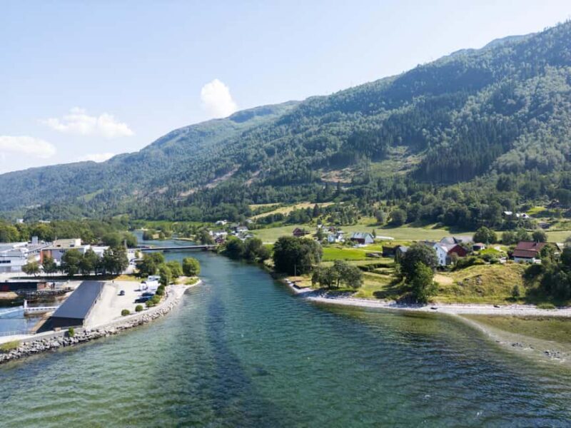 Nordfjordeid: Beginner Friendly Kayak Tour - Why This Tour Is Worth Considering