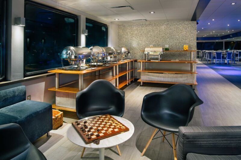 Norfolk: City Cruises Elizabeth River Buffet Lunch Cruise - An Honest Look at the Experience