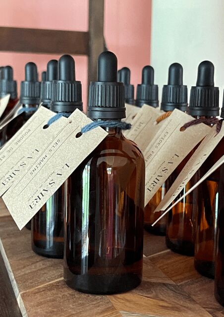 Normandy - Cherbourg : Custom Perfume Workshop - Normandy - Cherbourg : Custom Perfume Workshop
