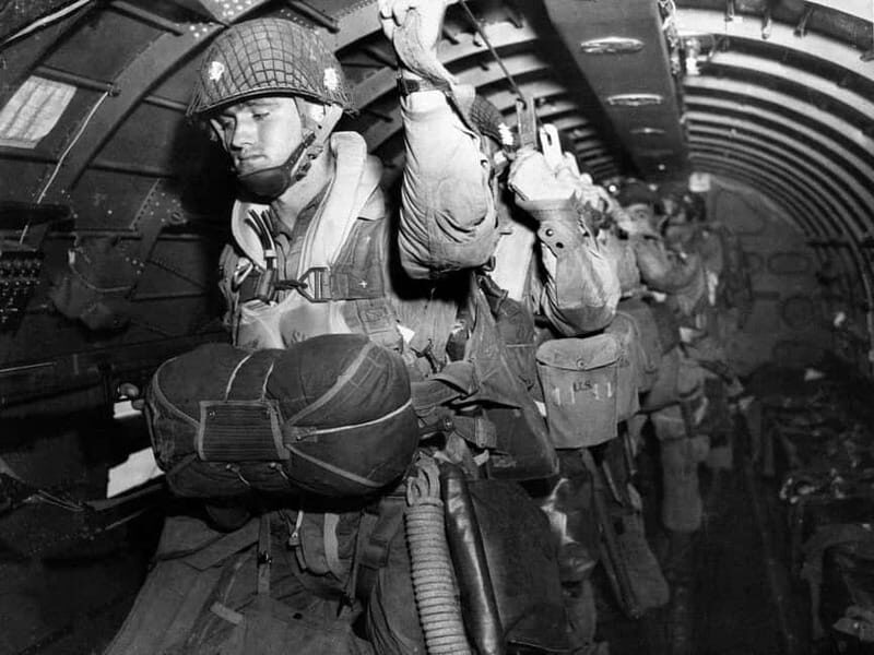 Normandy D-Day Beaches: Small Group Tour from Paris - Key Points