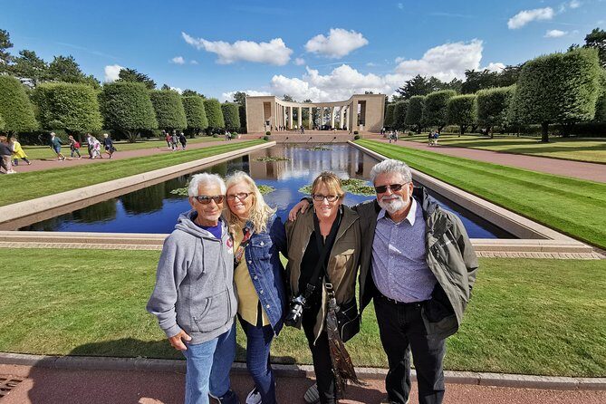 Normandy Landing Beaches Private Day Tour from Paris - Normandy American Cemetery and Memorial: A Poignant Pause