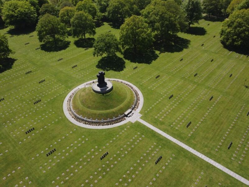Normandy: Private Guided Tour with a Licensed Guide - FAQ