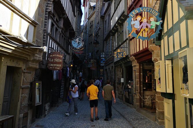 Normandy Private Mont Saint Michel Tour From Bayeux - Who Is This Tour Best For?
