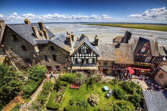Normandy to Mont-Saint-Michel: Private Tour up to 8 pax per group - Explore Mont-Saint-Michel with a Private Transfer from Honfleur