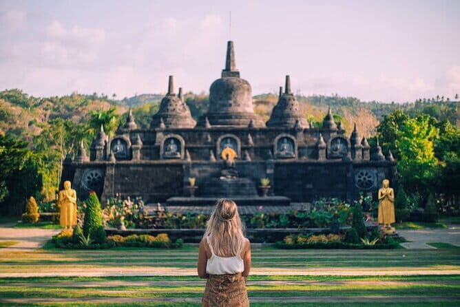 North Bali highlights: Buddhist temple, Waterfall & hot spring - What Travelers Love About This Experience
