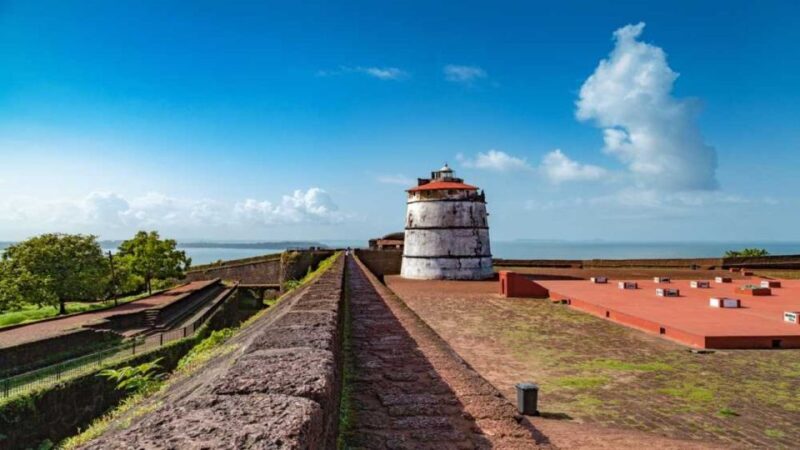 North Goa: Private Full-Day Tour with Pickup and Drop-Off - Key Points