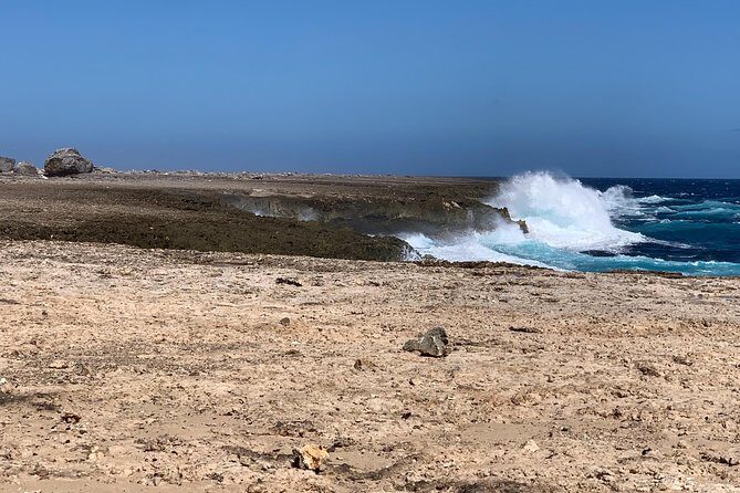 North & South Tour with Local Guide - Transportation and Group Size