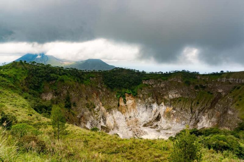North Sulawesi, Tomohon: Minahasa Culture & Nature Tour - A Practical Guide to the Minahasa Culture & Nature Tour